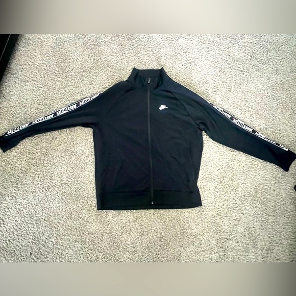 Nike | Jackets & Coats | Black Red And White Nike Just Do It Jacket ...